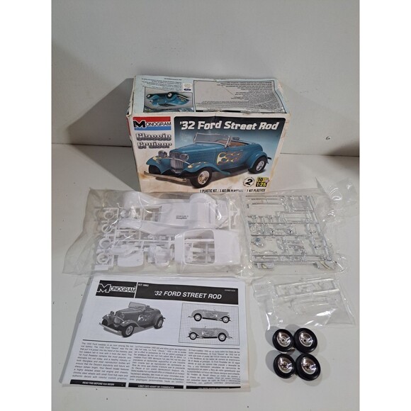 Revell | Toys | Revell 85882 25 Scale I932 Ford Street Rod Classic Car ...